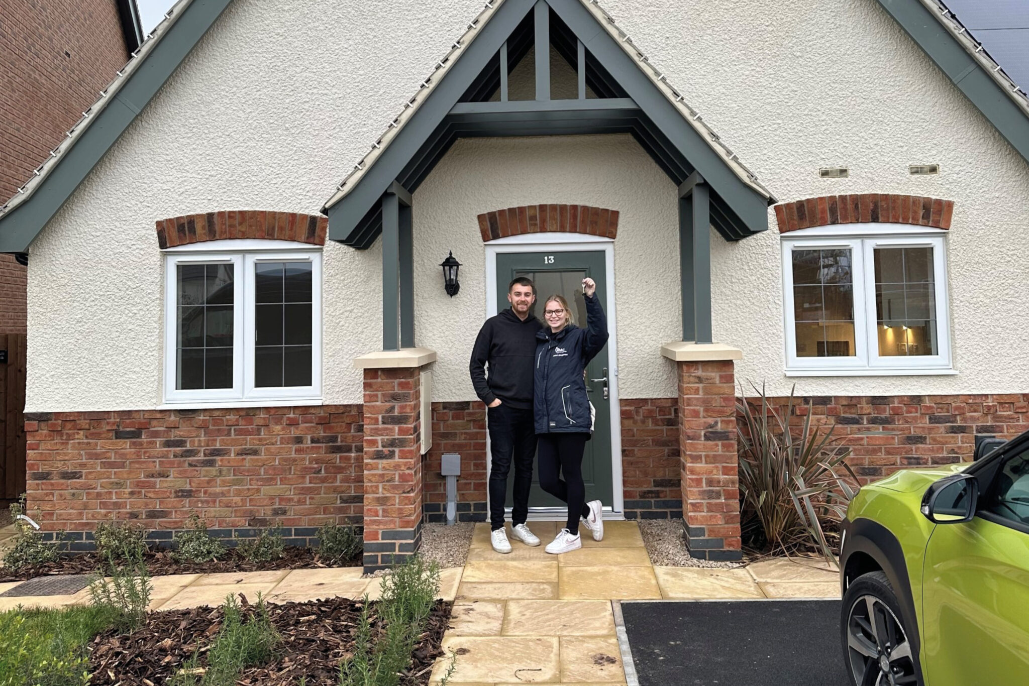 Leah Tomlinson's Snugg Story - Snugg Homes